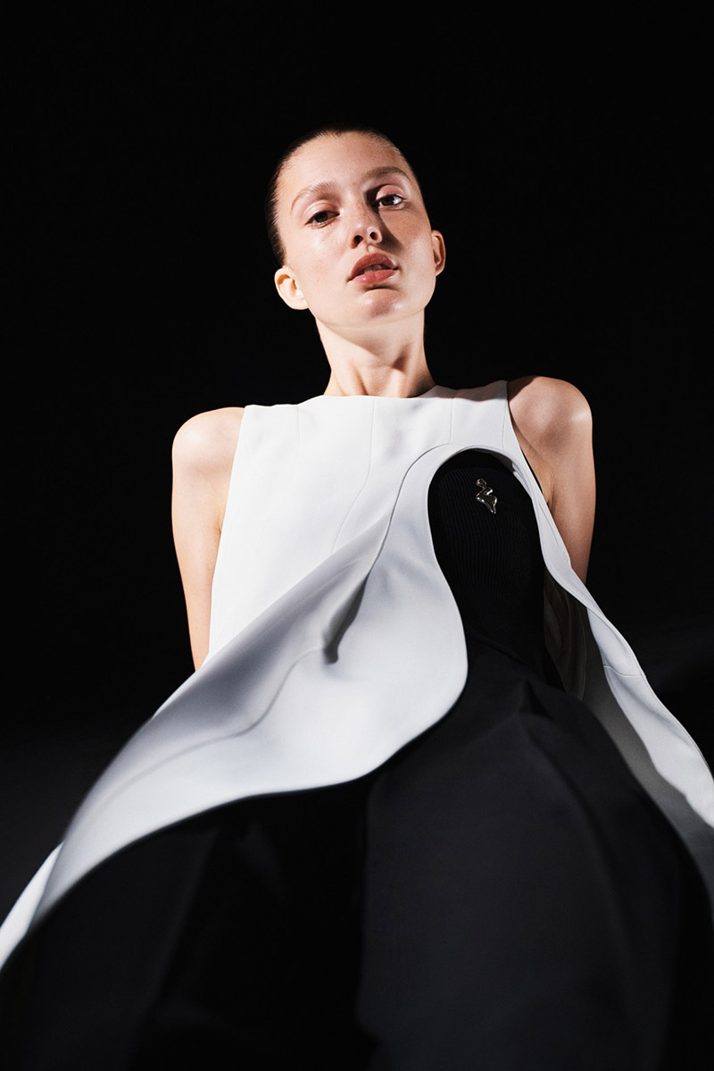 Feminine Aesthetics Shine In Ashlyn Park's Spring 2025 Collection