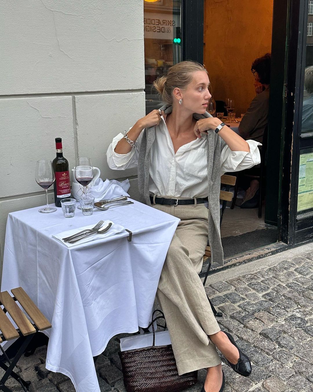 10 Fall Outfits To Channel The Preppy Chic Aesthetic