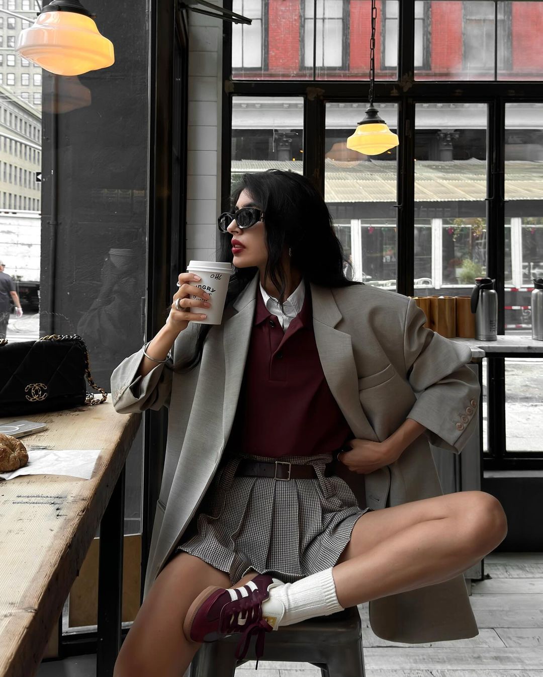 10 Fall Outfits To Channel The Preppy Chic Aesthetic