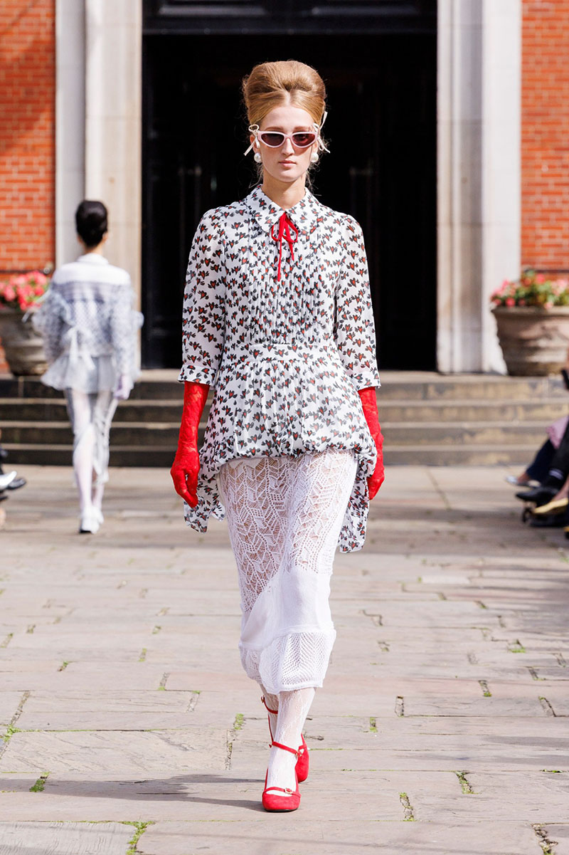 Bora Aksu Brings His Signature Romantic Style For Spring 2025