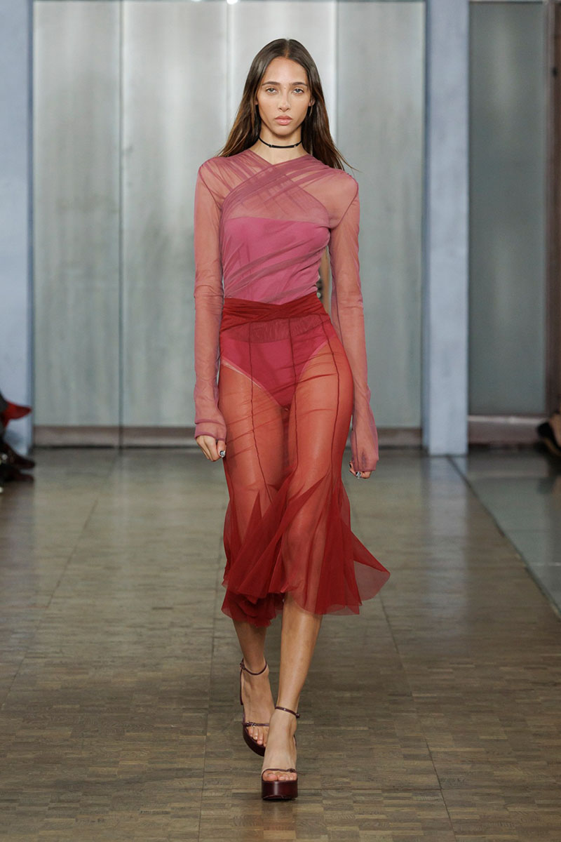 Nensi Dojaka Spring 2025 Collection Is An Architectural Masterpiece ...