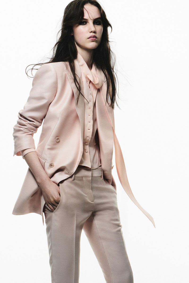 Tom Ford's Spring 2025 Collection Is All About Sexy Sophistication
