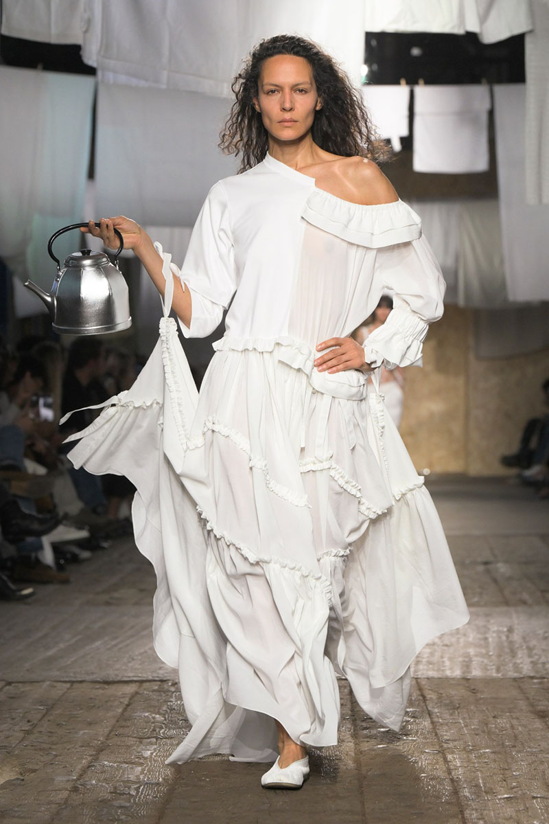 Moschino Spring 2025 Collection Is A Mixture Of Playful Energy And ...