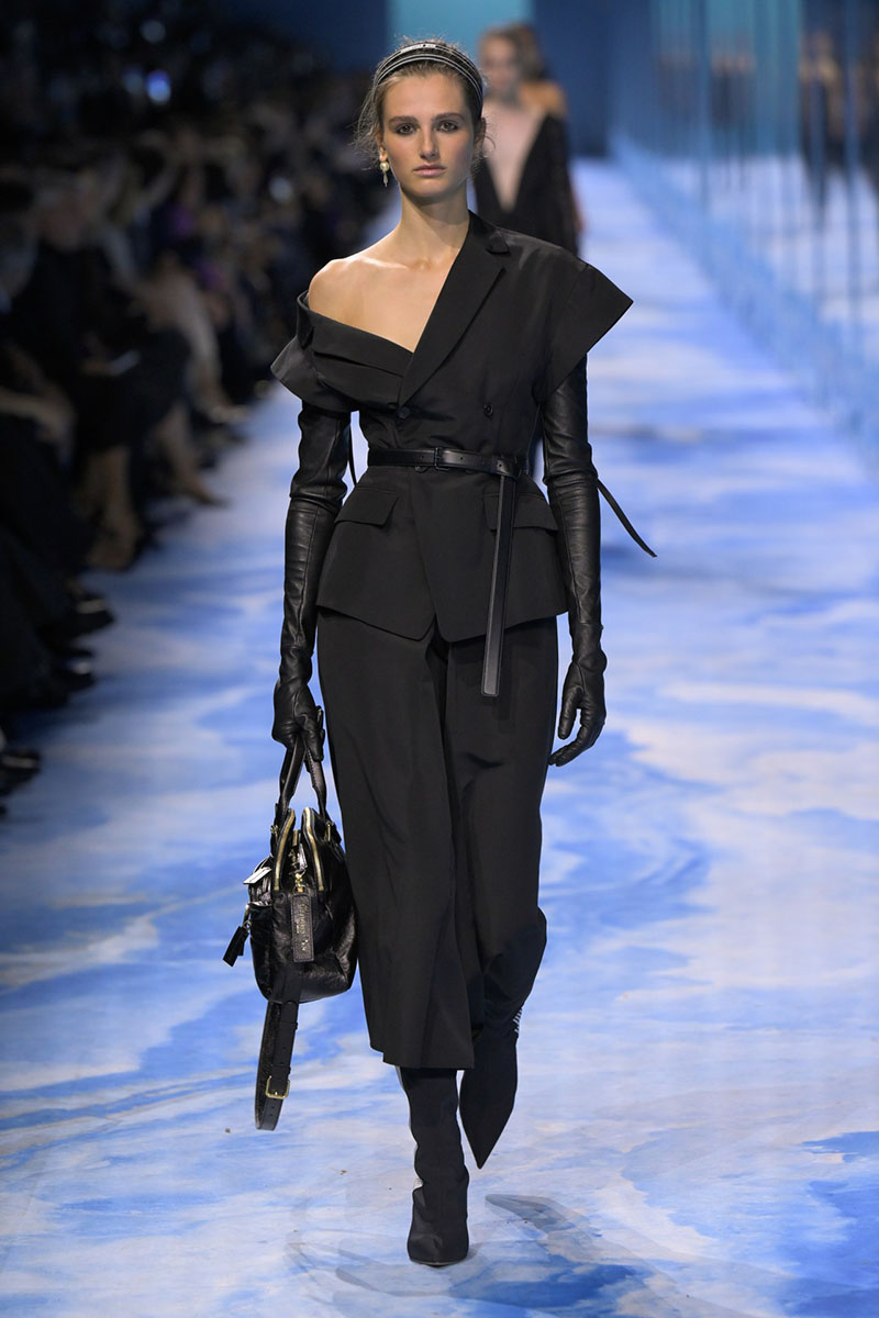 Dior's Spring 2025 Collection Redefines Femininity Through The Lens Of ...