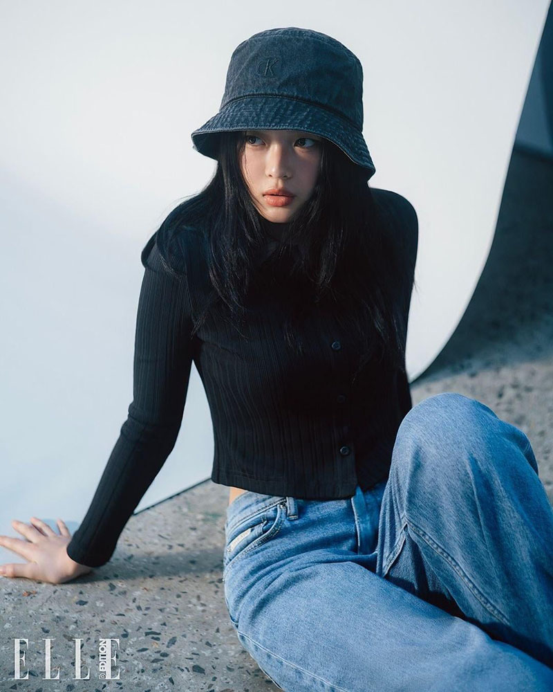 NewJeans Shows Off Calvin Klein's Fall 2024 Collection In ELLE Korea ...