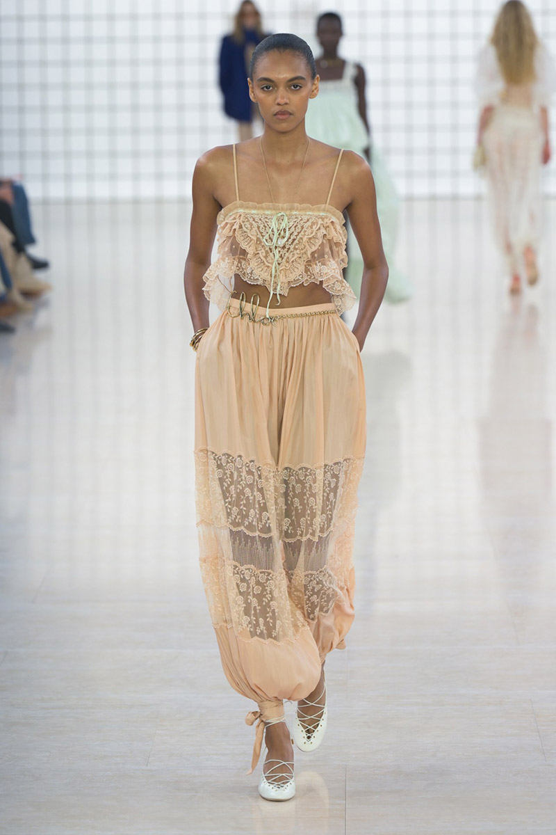 Chloé's Spring 2025 Collection Is A Dreamy Love Letter To The 70's