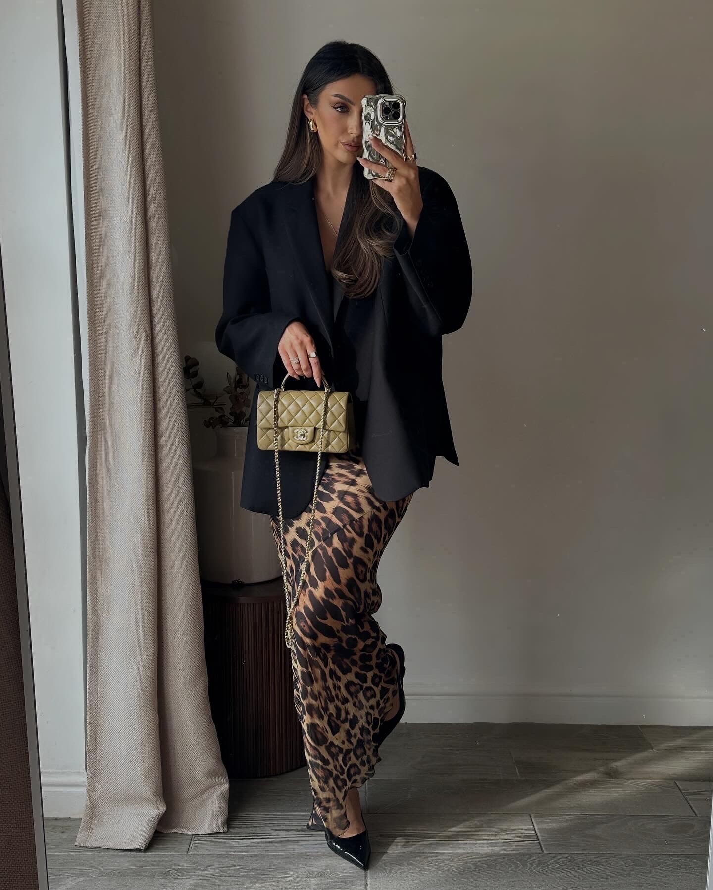 10 Updated Ways To Wear Leopard Print This Fall