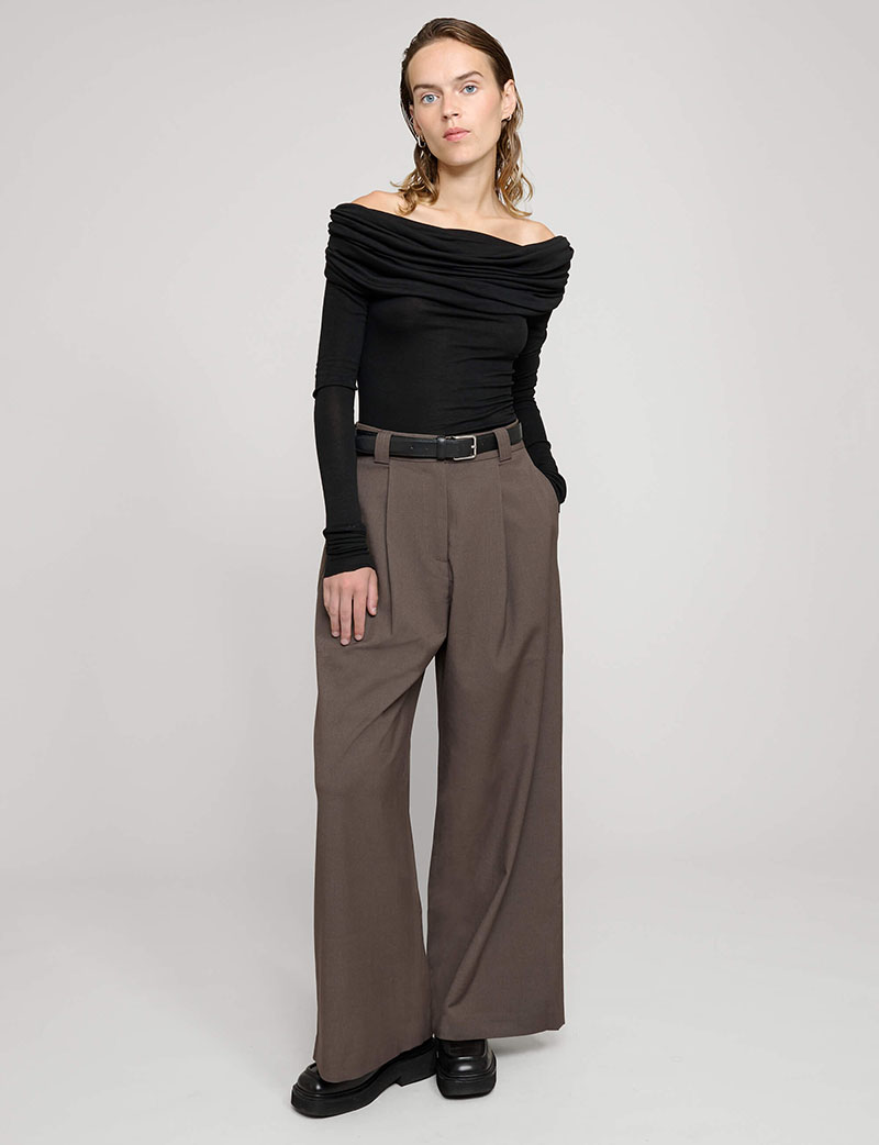 Pixie Market Solves All Your Fashion Woes With Timeless, Classic Designs