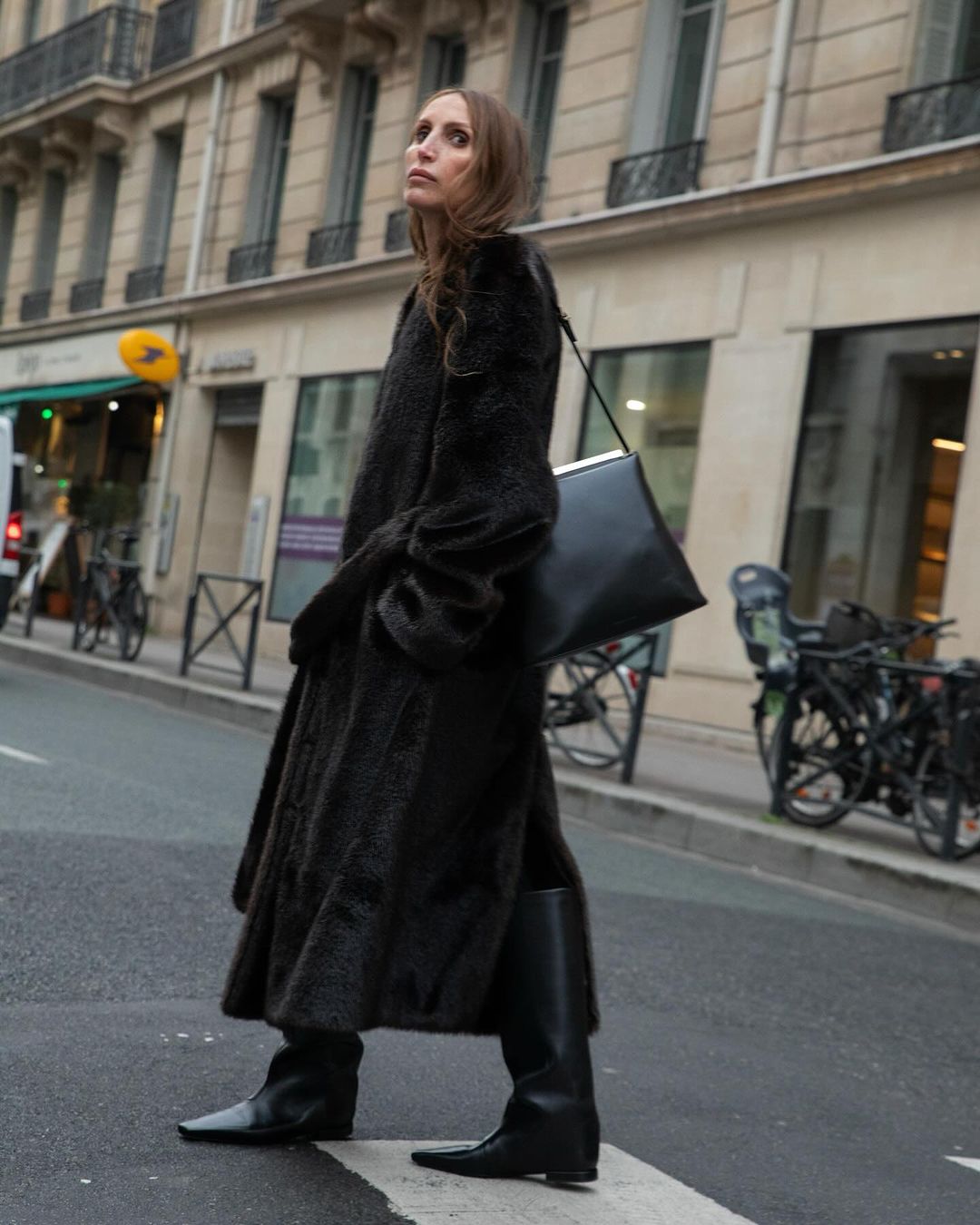 10 Ways To Style Riding Boots That Scream Effortless Fall Vibes