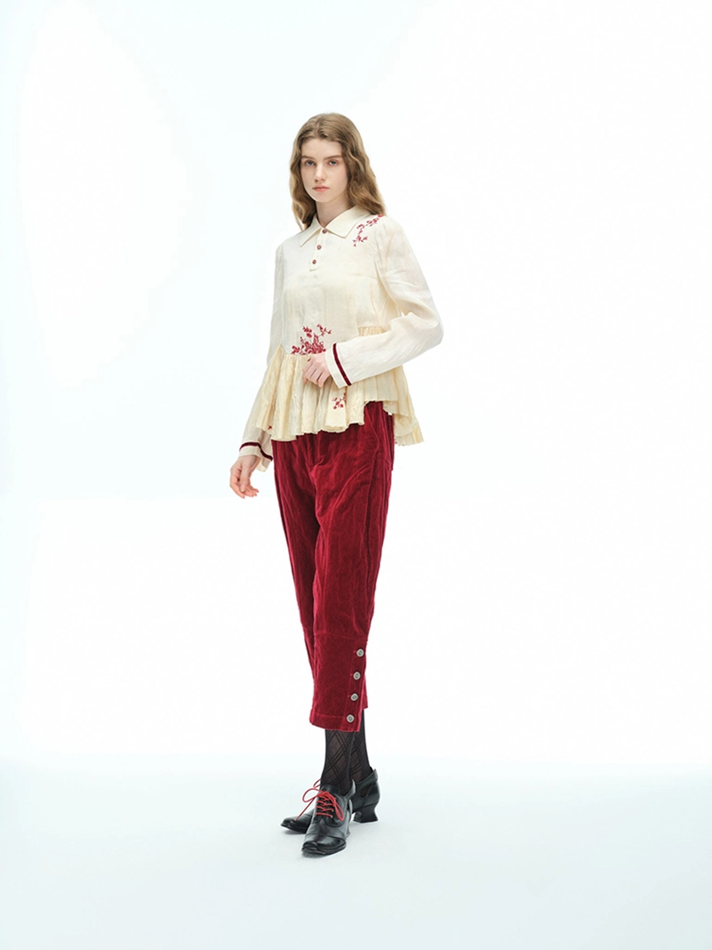 Renli Su Delivers A Collection Rooted In Beauty