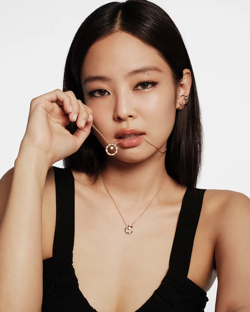 See BLACKPINK's Jennie Kim Celebrate Chanel's Coco Crush Launch