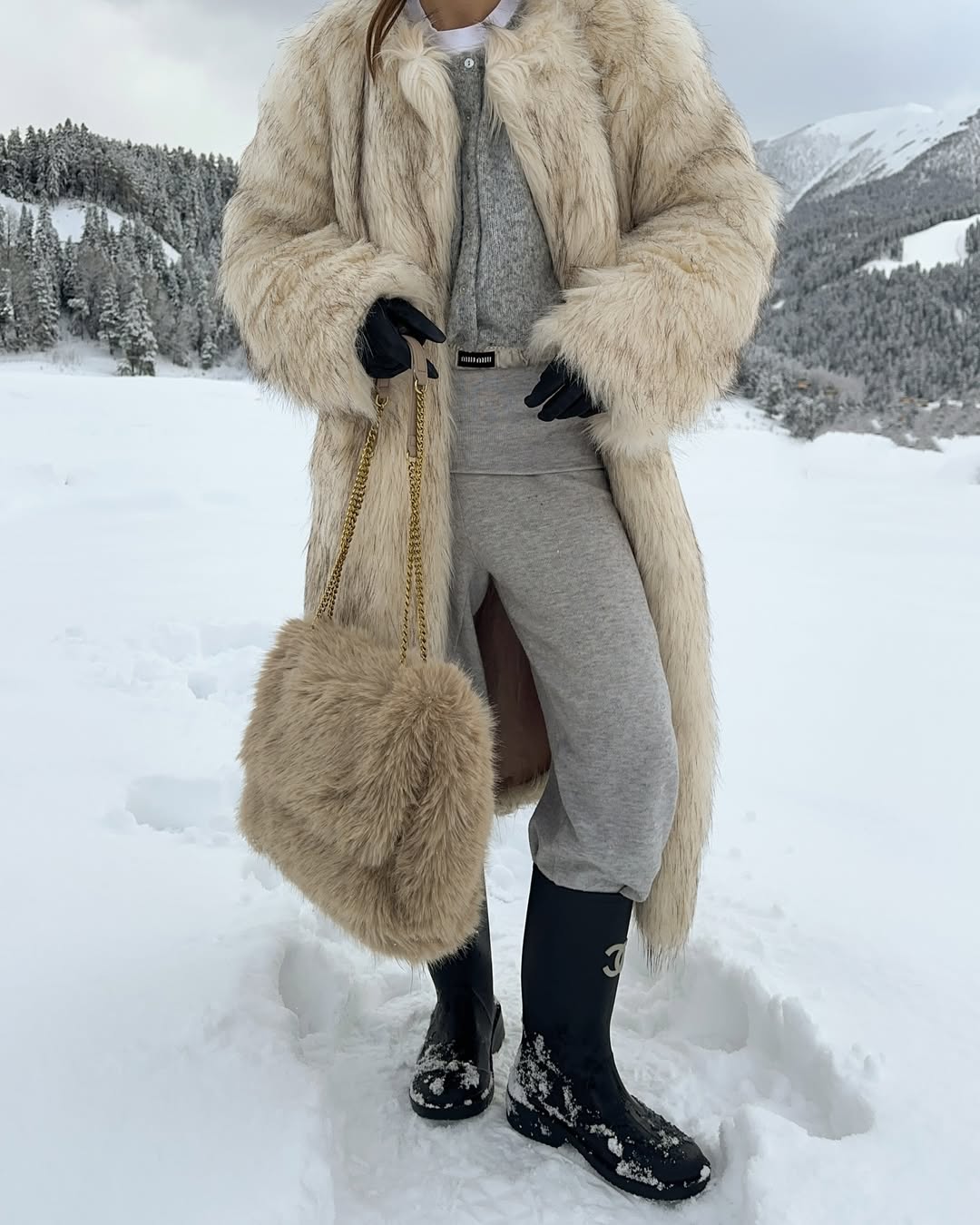 10 Aprés Ski Outfits That Bring Style To The Snow