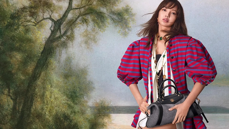 Blackpink's LISA Makes Louis Vuitton Debut With New Campaign