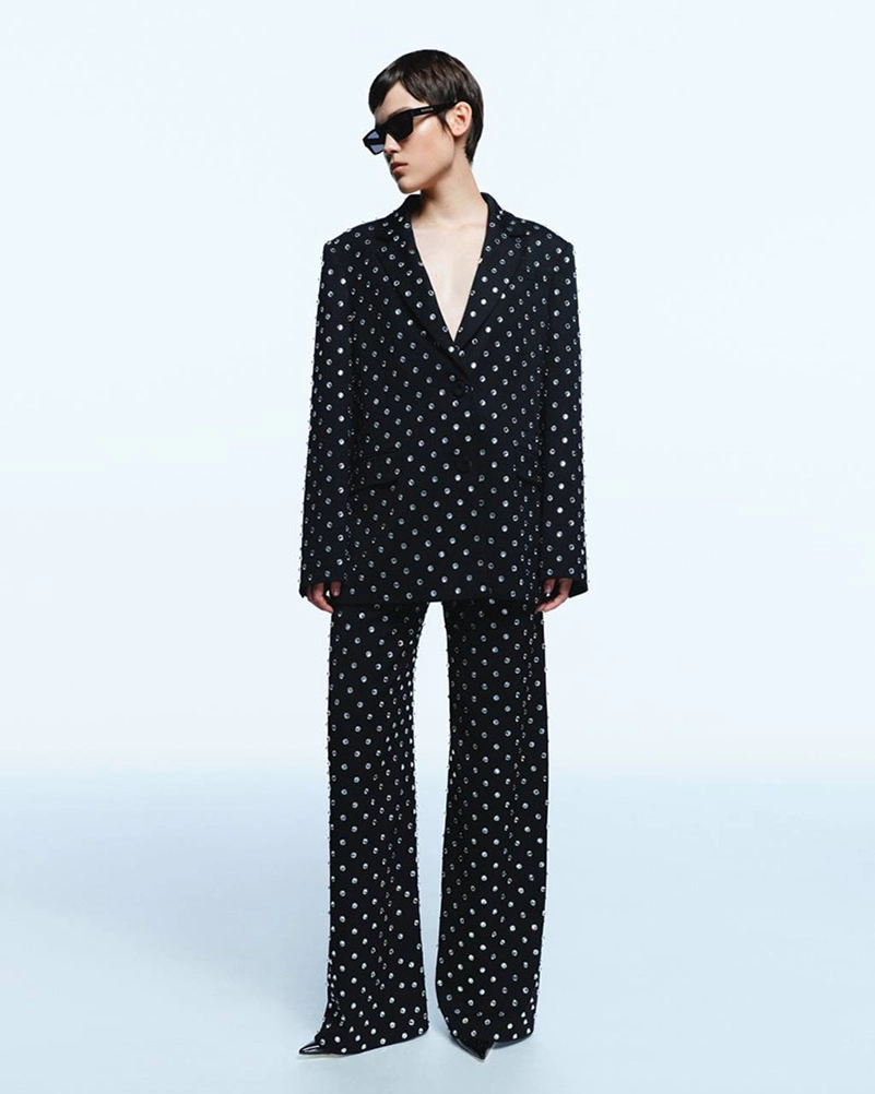 Santa Brands Proves They Never Fail To Bring The Drama