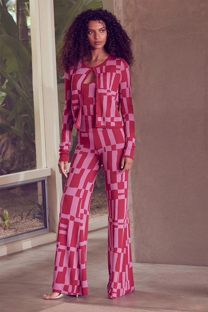 MISA Los Angeles Masters A Variety Of Prints With This Resort 2025 ...