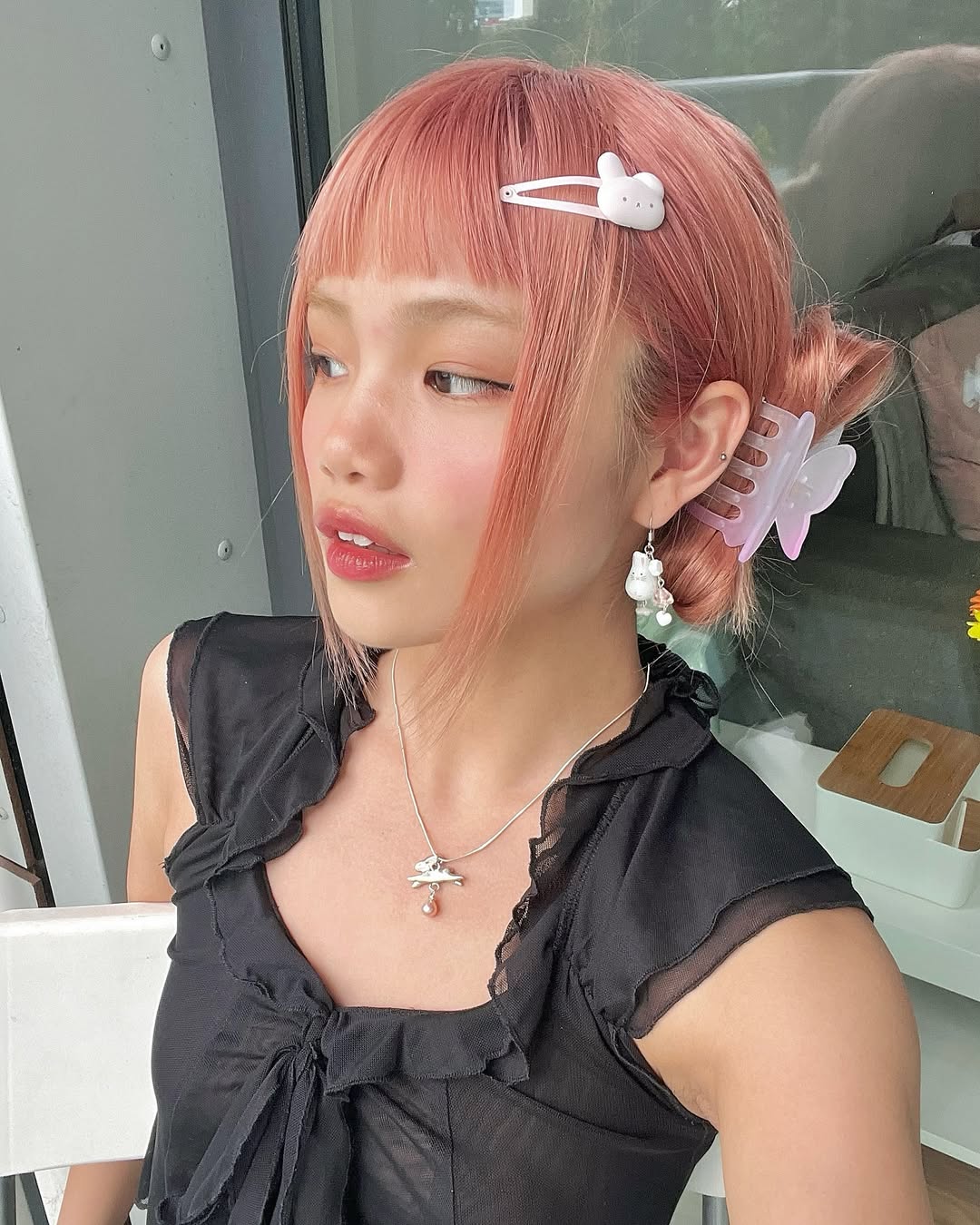 Get Spring-Ready With This Baby Pink Makeup Look