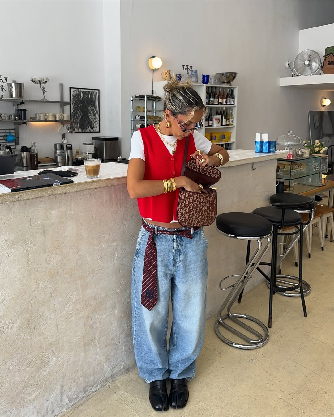 10 Iconic Ways To Wear Barrel Jeans