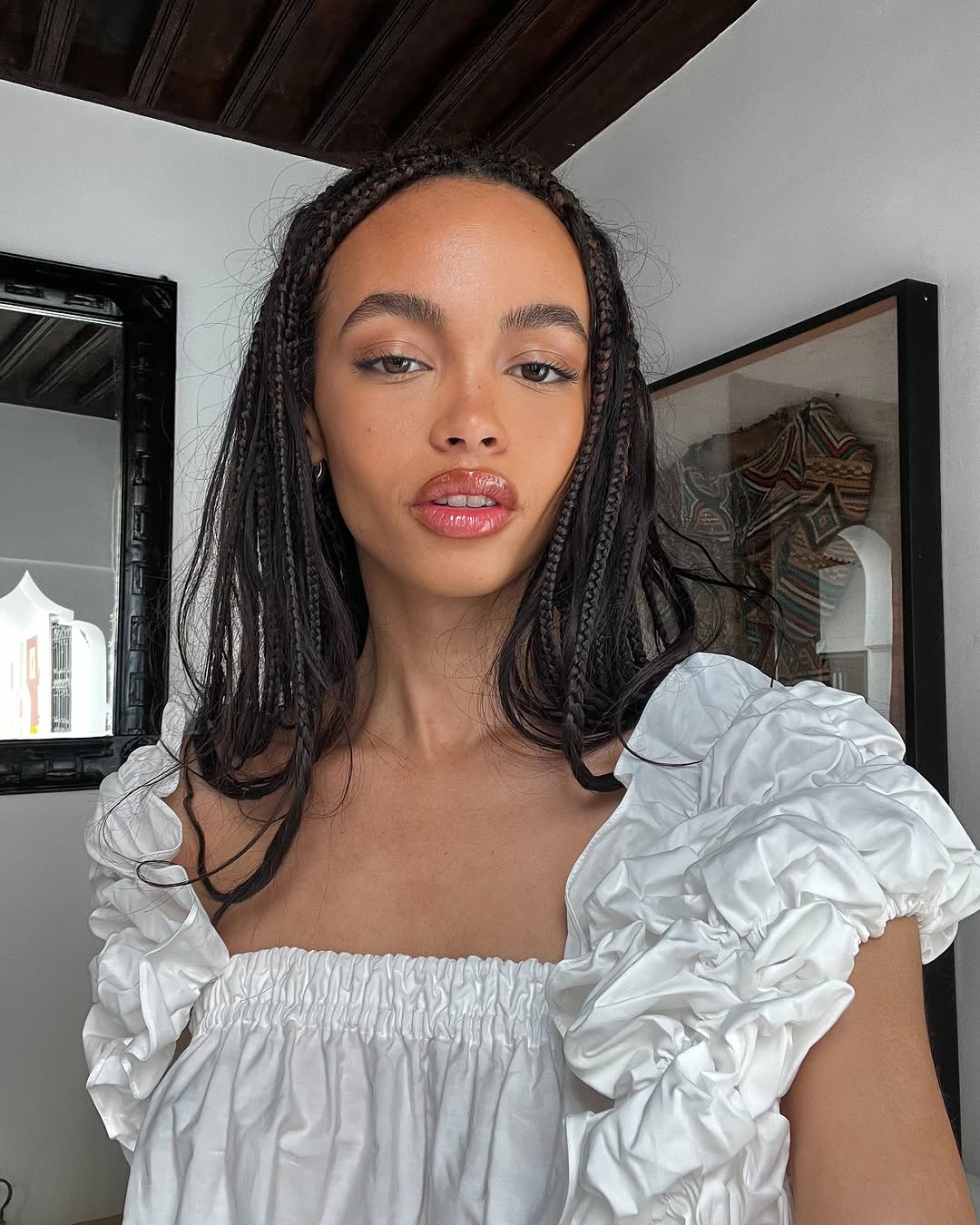 Get Glowy With This 5 Minute Makeup Routine