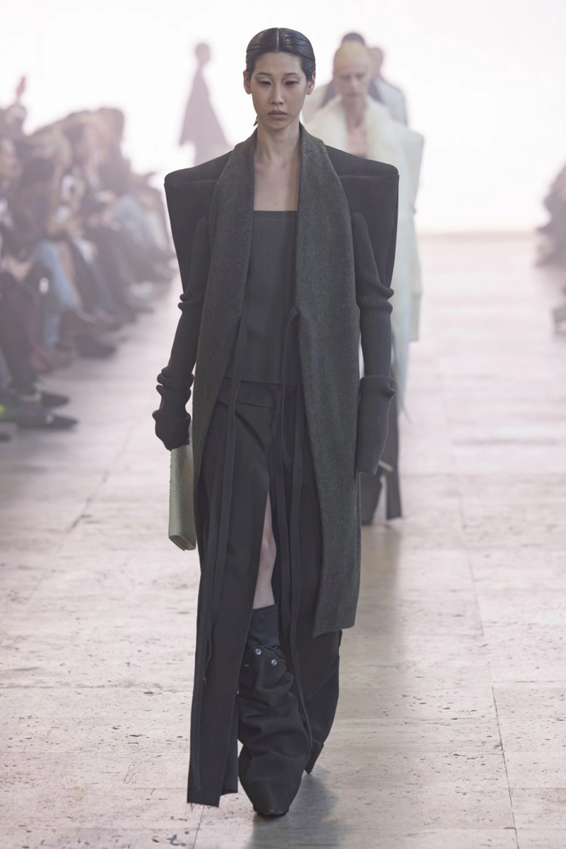 Rick Owens Presents A Raw, Utilitarian Fall Winter 2025 Collection