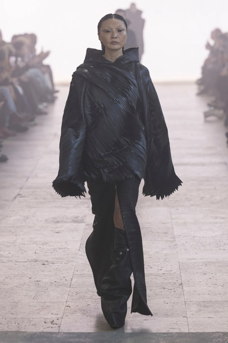 Rick Owens Presents A Raw, Utilitarian Fall Winter 2025 Collection
