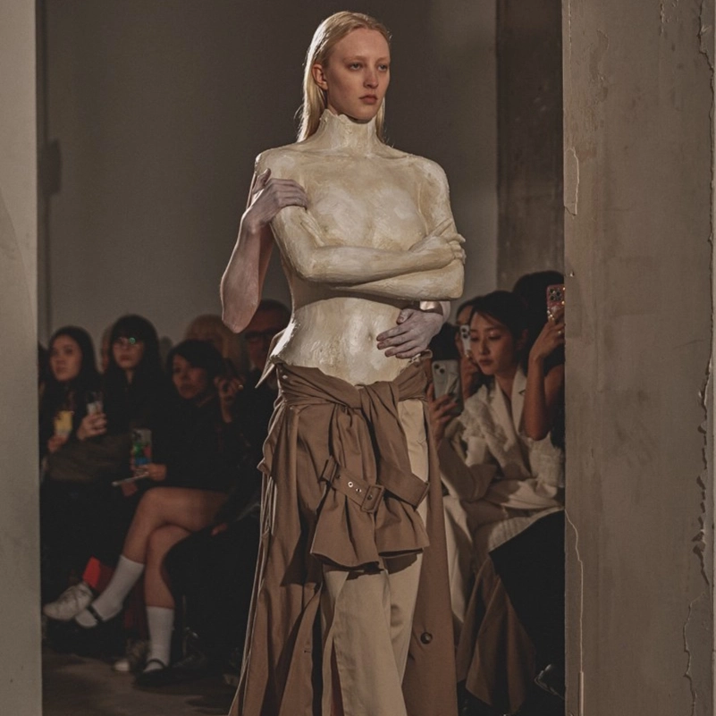 Rokh Presents A Delicate And Dramatic Fall 2025 Collection