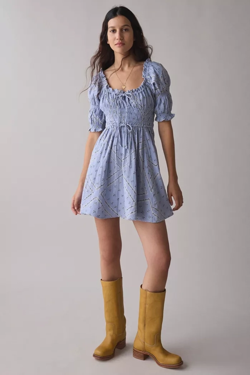 Kimchi Blue Makes Everyday Feminine Dressing A Breeze