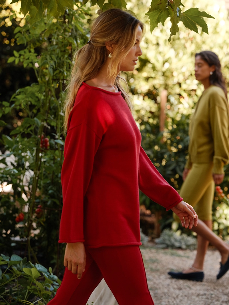 Cozy, Clean, And California Cool: Donni's Approach To Elevated Ease