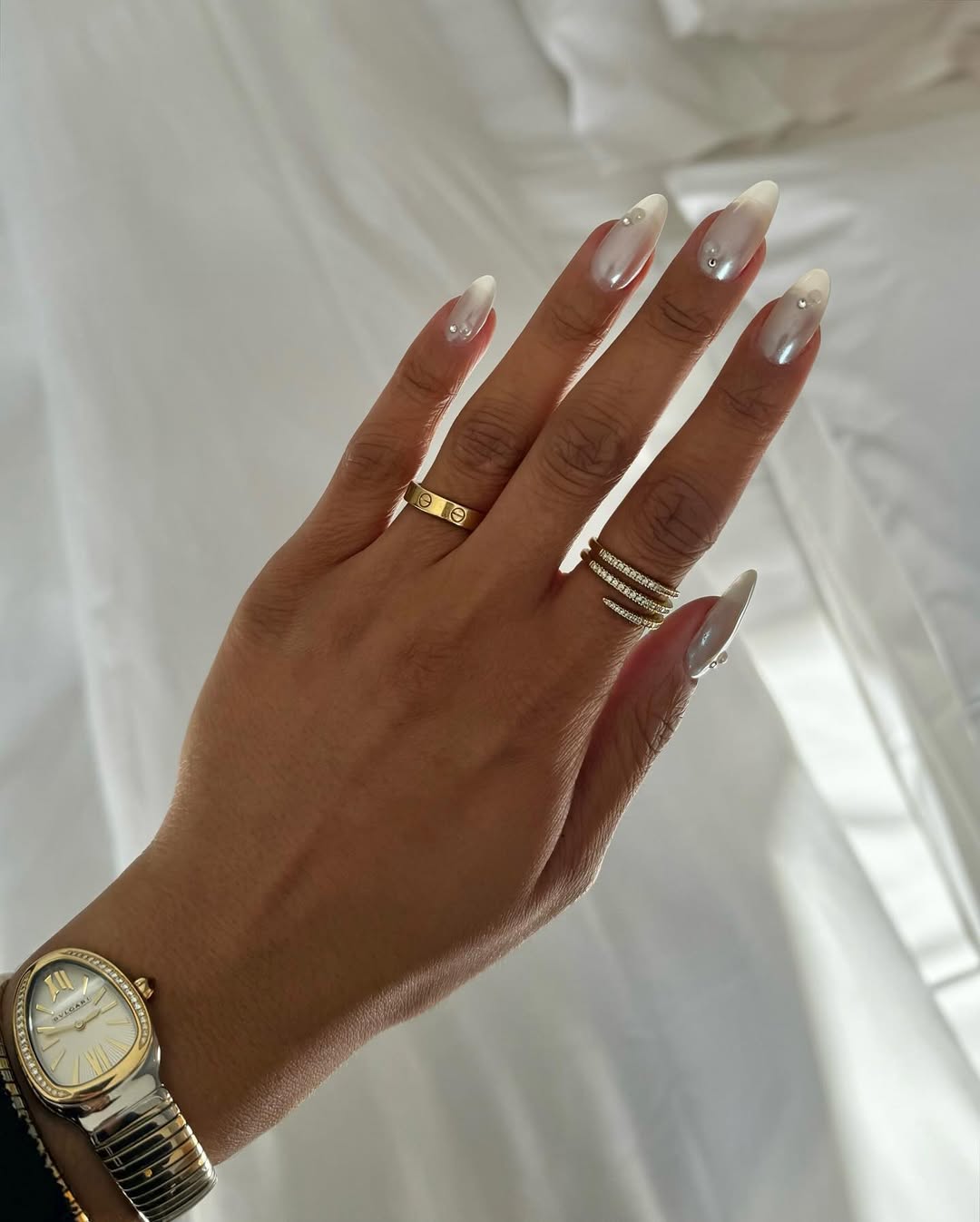 Pearl Nails Are The Mani Upgrade You’ve Been Waiting For