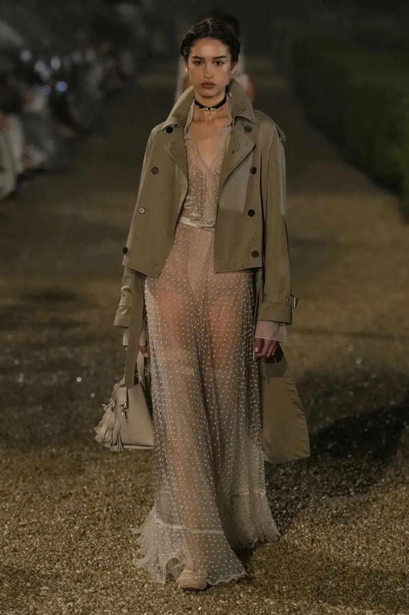 Dior Cruise 2026 Collection Brings Cinematic Couture To Rome's Villa Albani