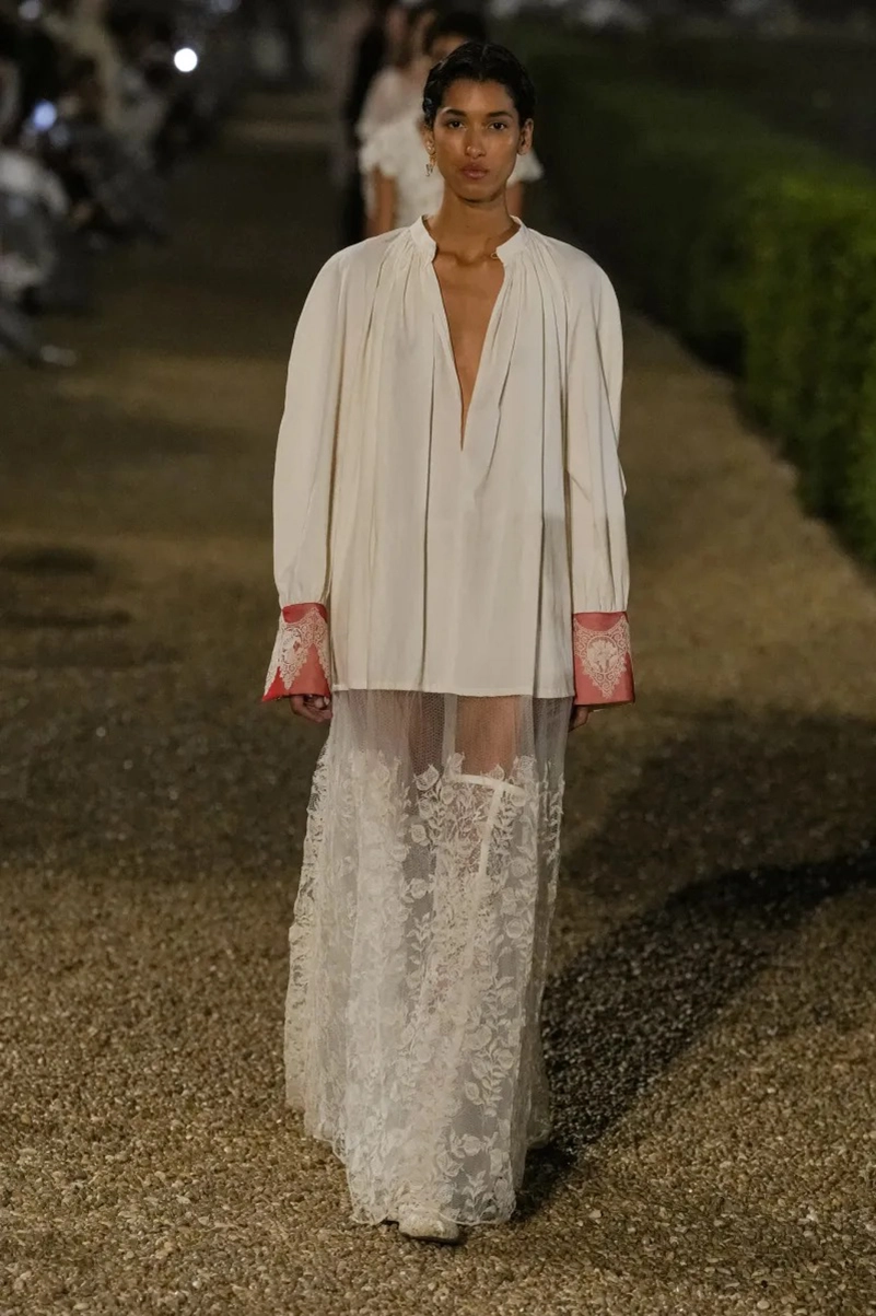 Dior Cruise 2026 Collection Brings Cinematic Couture To Rome's Villa Albani