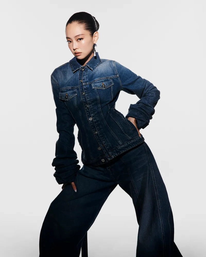 Jennie Kim Brings Fire And Flair In Jean Paul Gaultier's Pre-Fall 2025 ...
