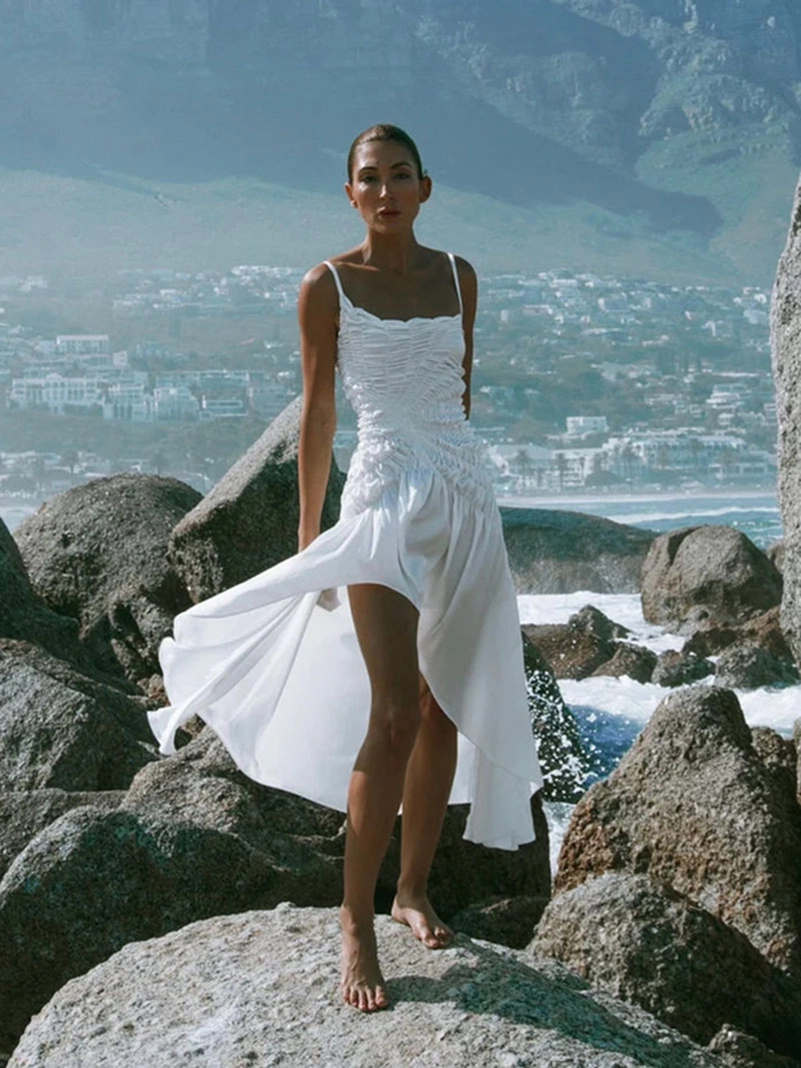 Georgia Hardinge Dresses Are Sculptures Meant To Move