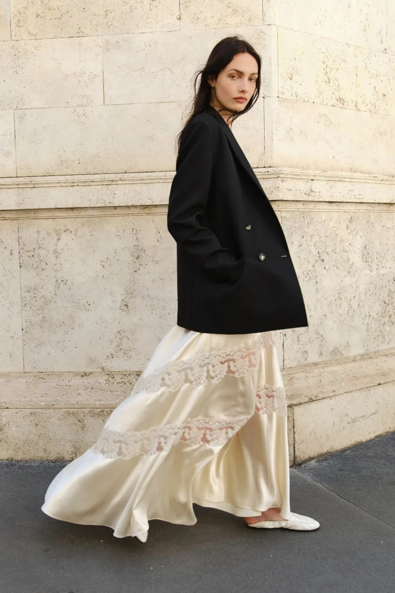 Alberta Ferretti Collection Resort 2026 Channels Poetic Power Dressing
