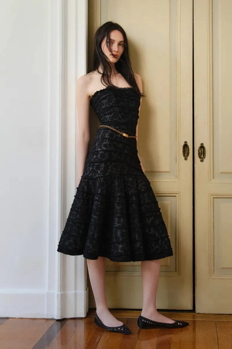 Alberta Ferretti Collection Resort 2026 Channels Poetic Power Dressing