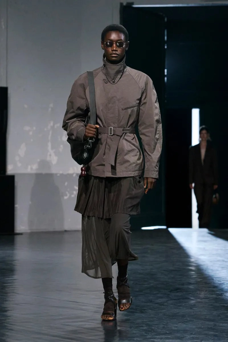 Lemaire Spring 2026 Embraces Undone Elegance And Quiet Luxury