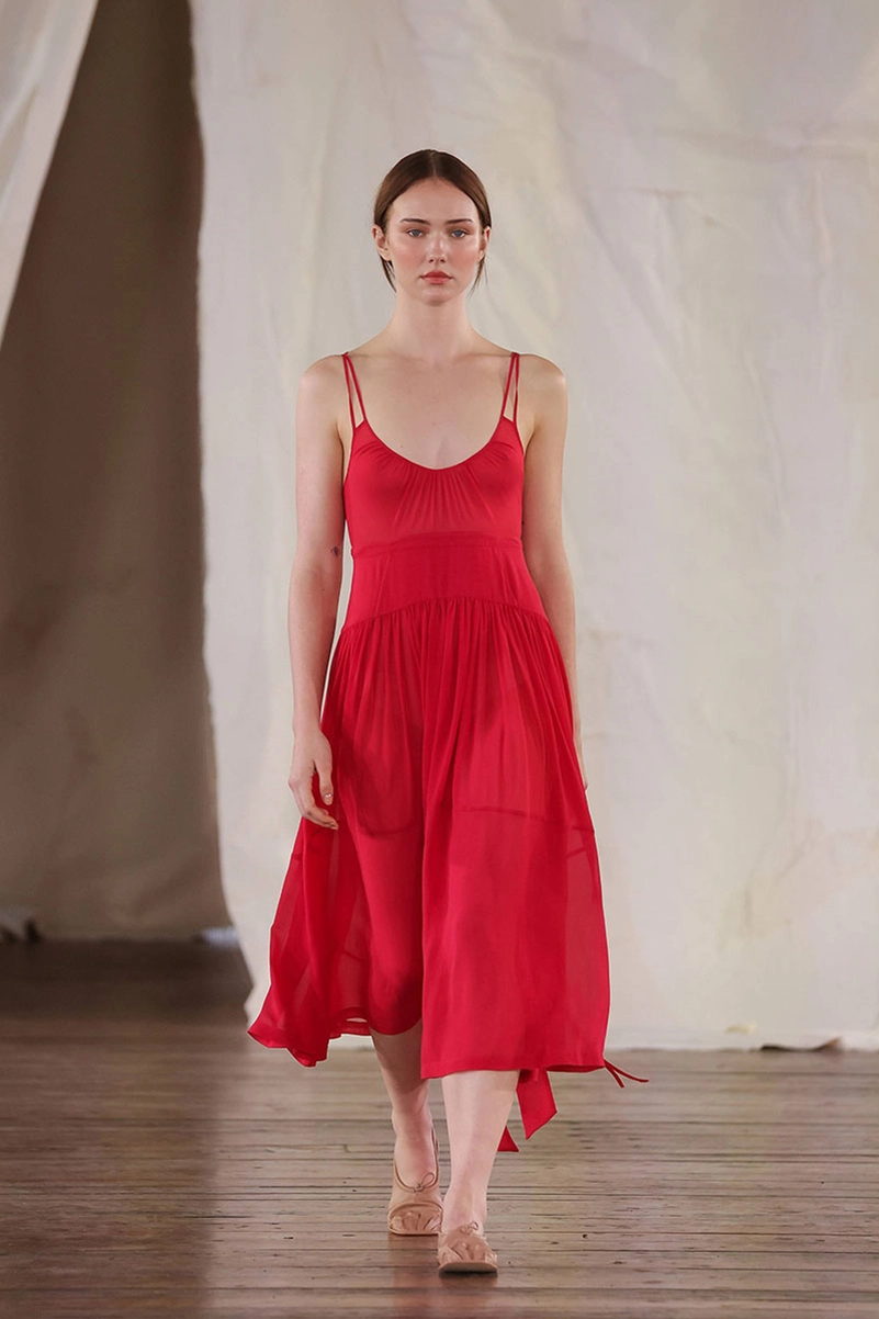 Lee Mathews Resort 2026 Is Light, Layered, And Quietly Radical