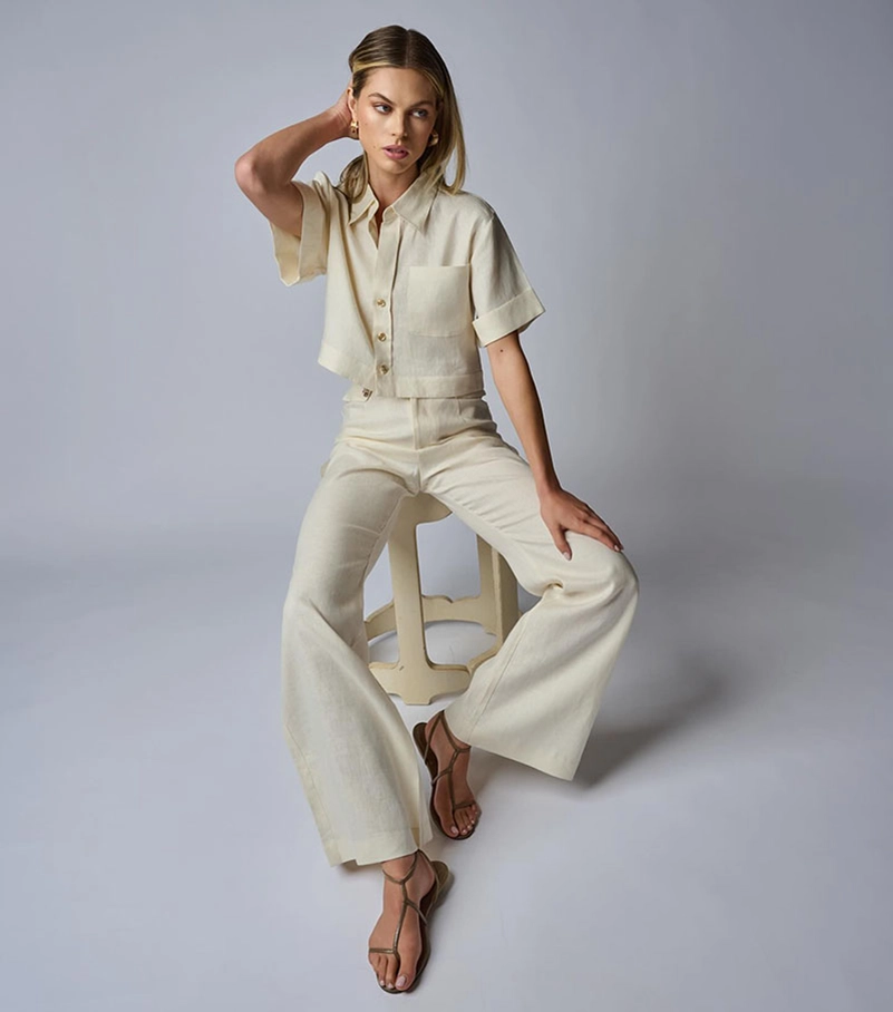 Hevron Reimagines Structure With Summer Ease