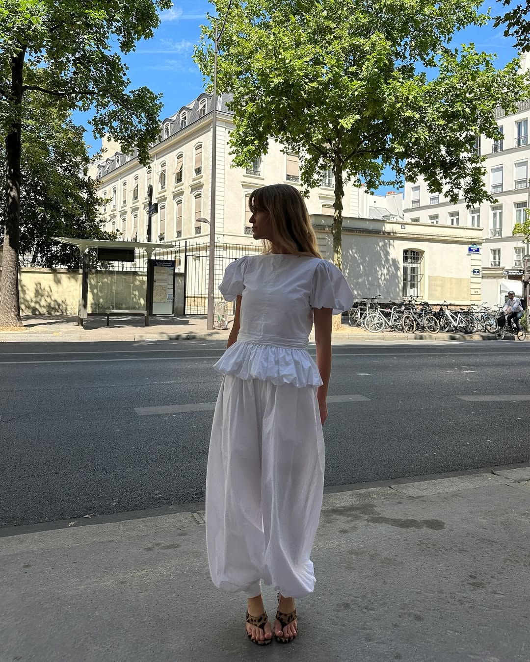 Genie Pants Are The New Micro Trend To Get On Your Radar