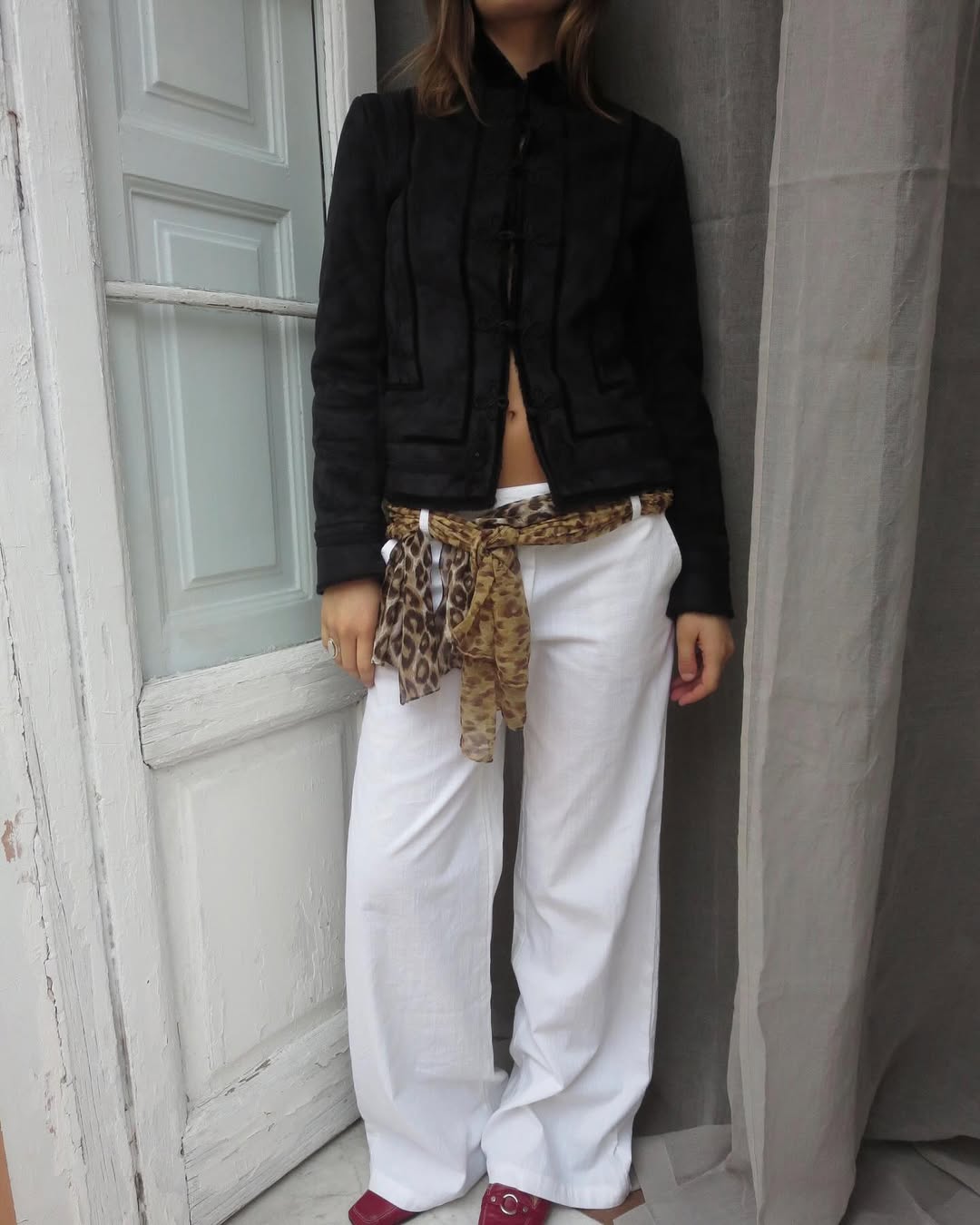 10 Scarf Belt Outfits That Prove Accessories Make The Look