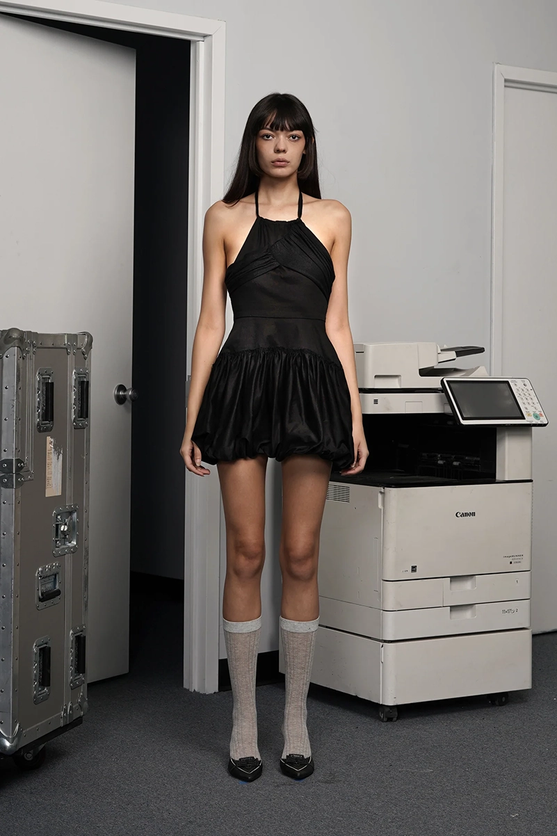 Zemeta Turns 9 To 5 Dressing Into A Style Fantasy