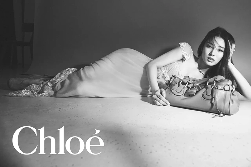 Kendall Jenner Brings Back Chloé’s Paddington With Cinematic Energy