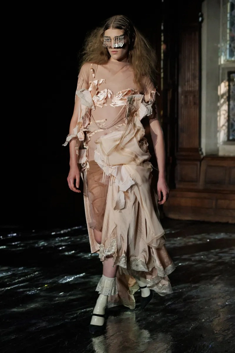 Fearless Energy Drives Dilara Findikoglu Spring 2026