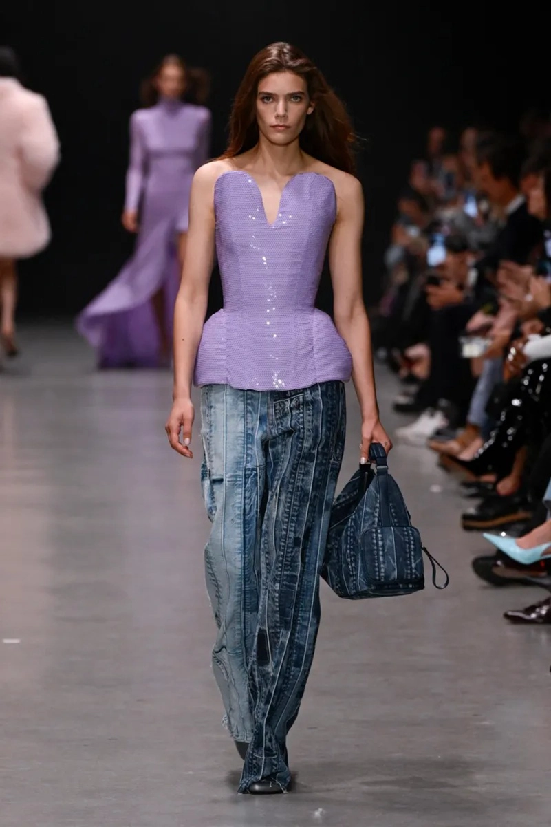 Stella McCartney Spring 2026 Reimagines Nature Through Modern Glamour