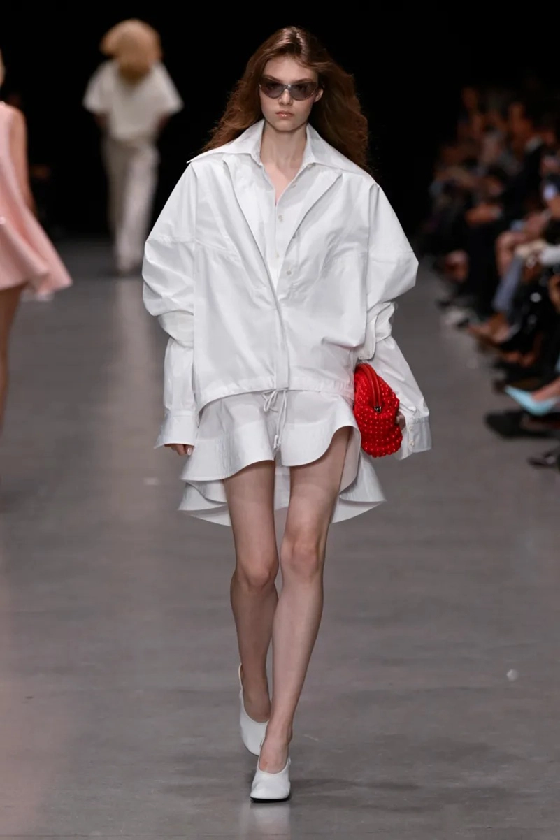 Stella McCartney Spring 2026 Reimagines Nature Through Modern Glamour