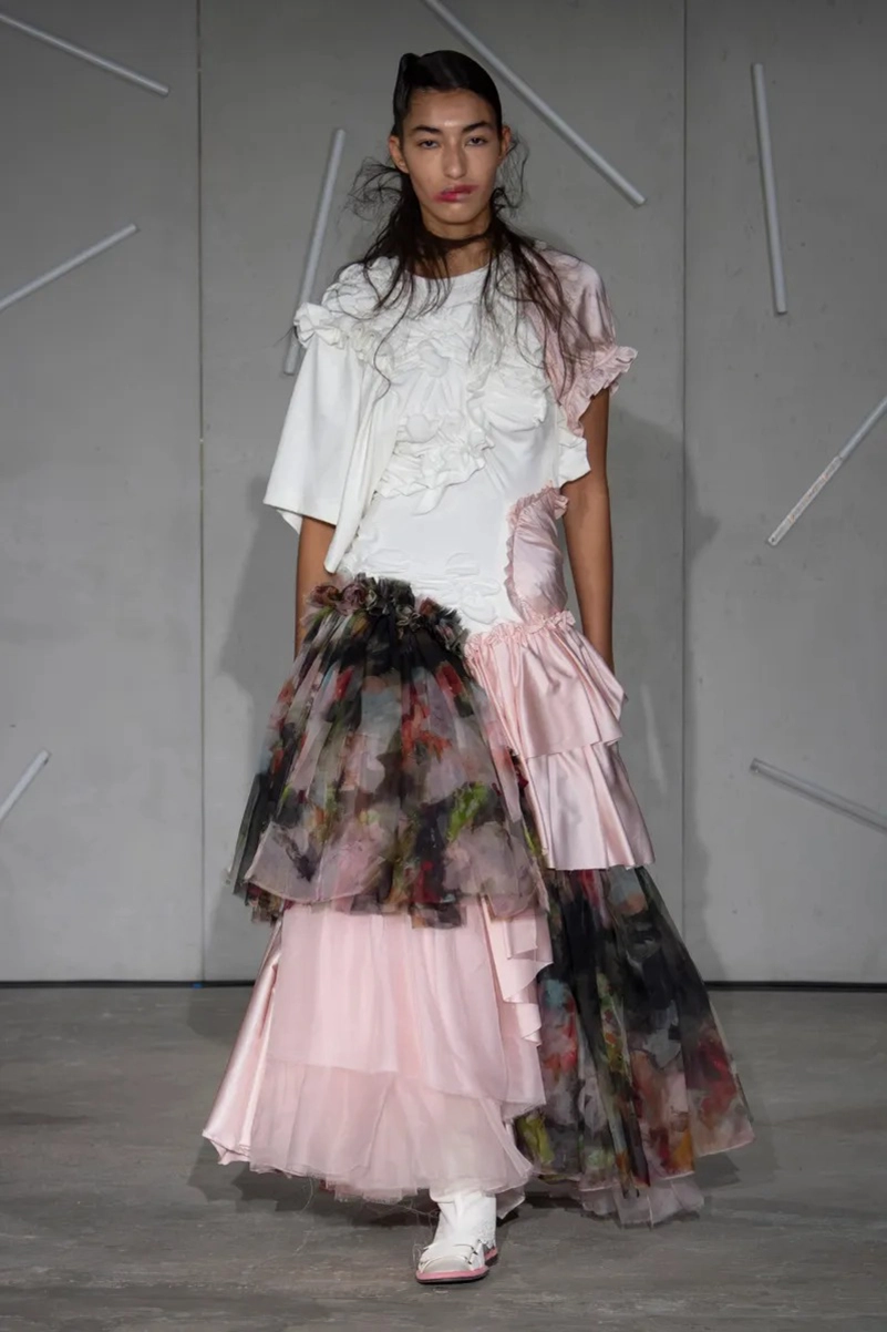 Caroline Hú Spring 2026 Reimagines Elegance With Whimsical Illusion