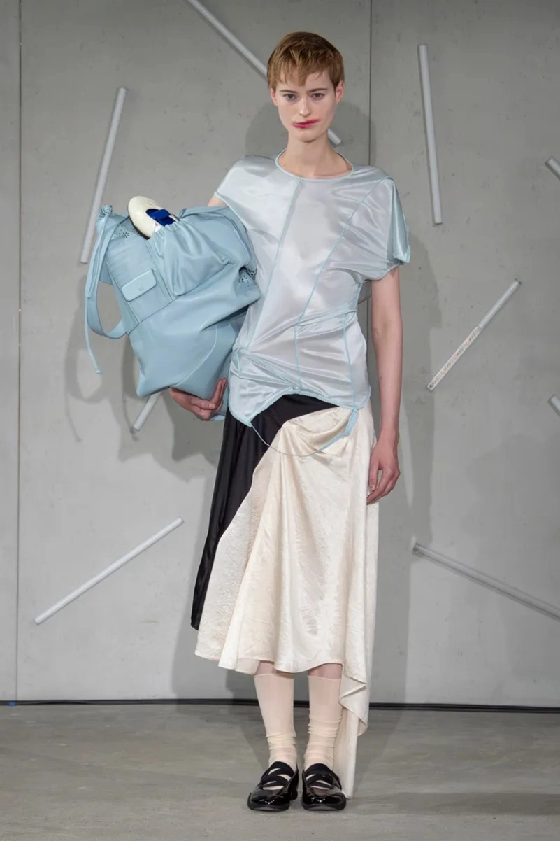 Caroline Hú Spring 2026 Reimagines Elegance With Whimsical Illusion