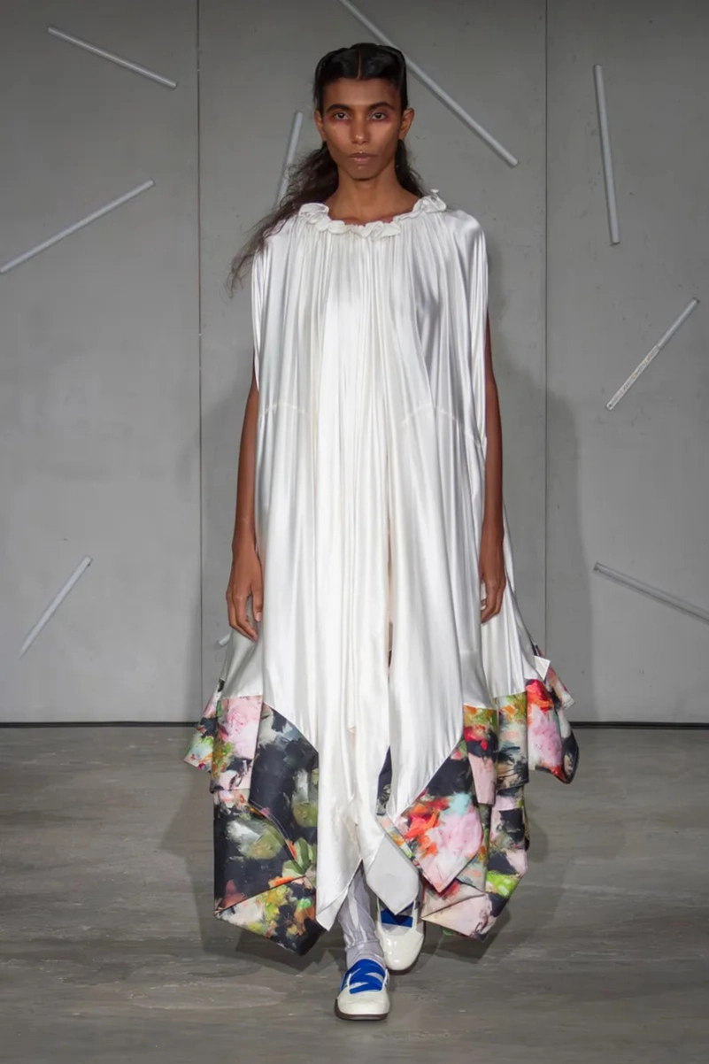 Caroline Hú Spring 2026 Reimagines Elegance With Whimsical Illusion