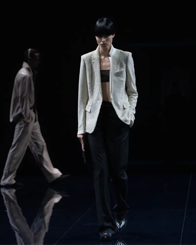 Tom Ford Spring 2026 Turns The Runway Into Midnight Cinema
