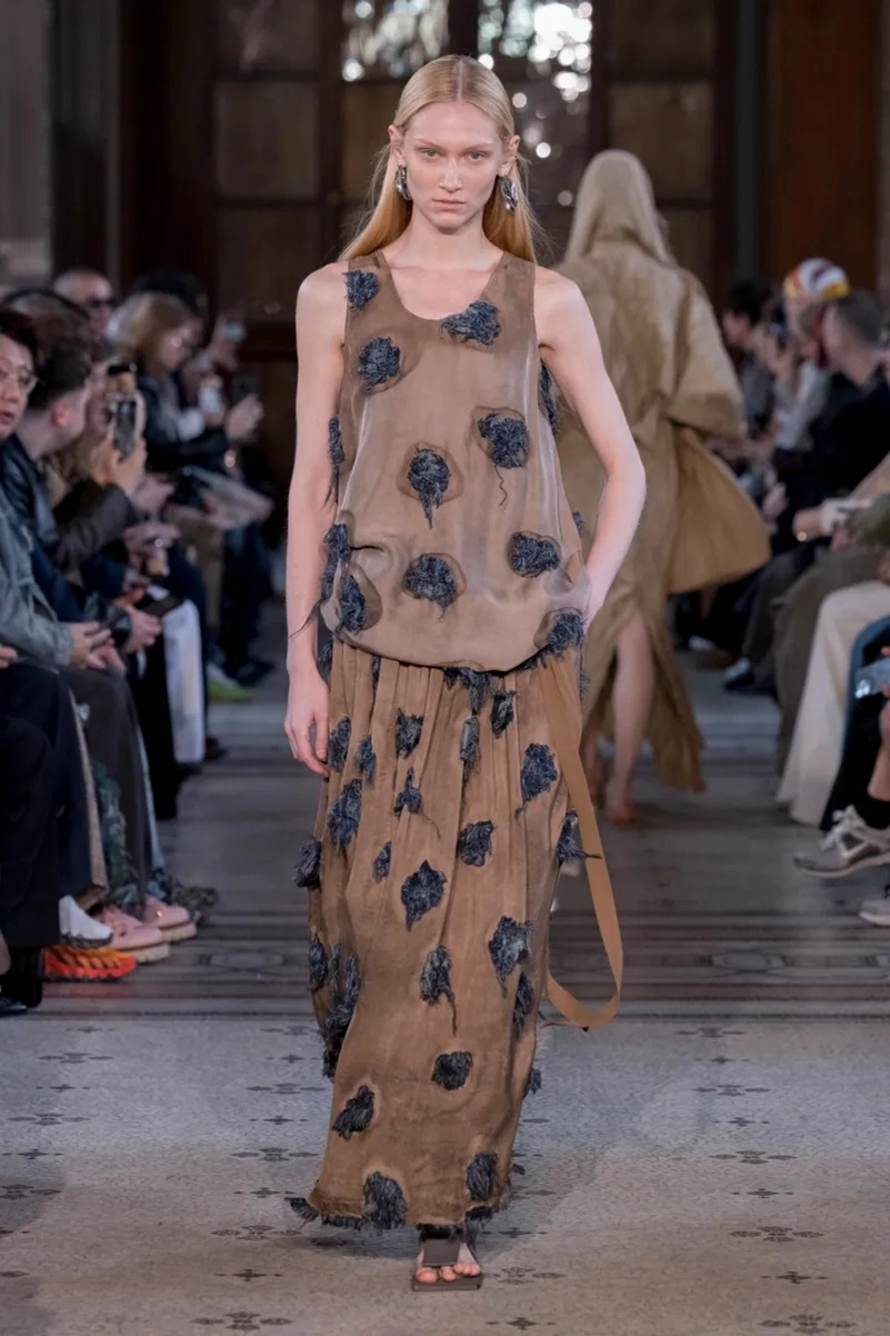 Uma Wang Spring 2026 Blurs Art And Attitude With Quiet Strength