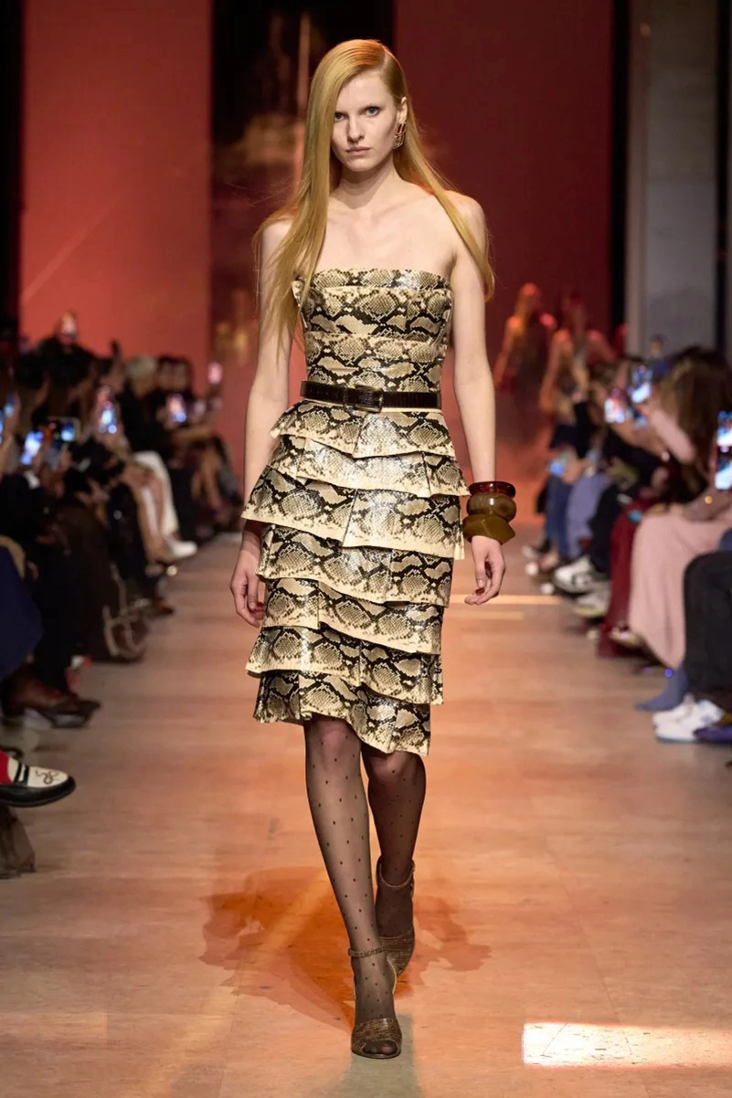 Elie Saab Spring 2026 Reinvents Glamour For The Modern Woman